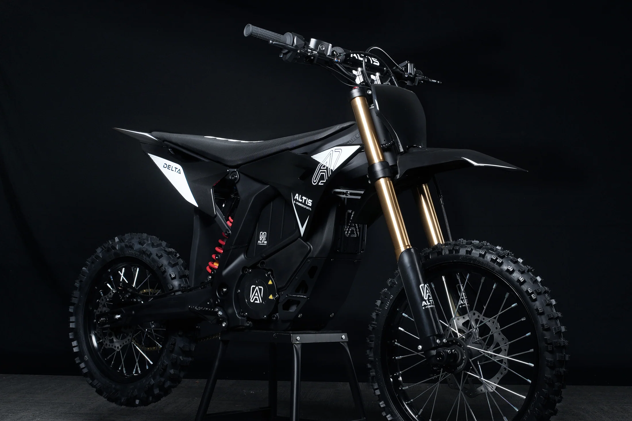 Altis Delta Electric Pit Bike | 13kW, 62MPH | Emoto Superstore